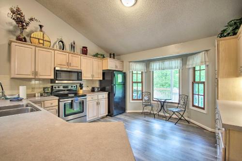 Home Theater, Hot Tub + Game Room: Massanutten Gem - Harrisonburg, VA