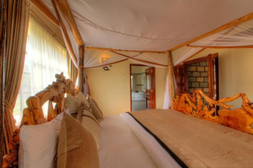 Naivasha Kongoni Lodge - Lake view Getaway - Naivasha, Kenya - Updated ...