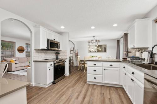 Kef House - Dundee, OR