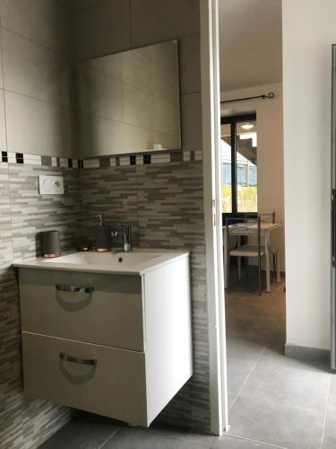 Superbe Studio Entierement Refait A Neuf - Figeac