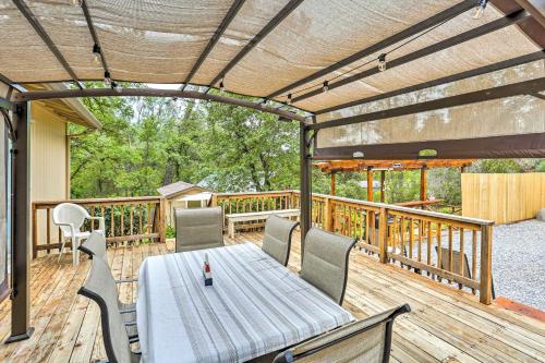 Home In Shasta Lake Near Redding: Early Check-in! - Shasta Lake, CA