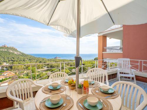 Apartment Village Cap Esterel - Le Hameau-31 By Interhome - Agay