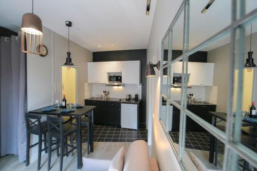 Le Zen, T2 Chic Et Cosy, Wifi Par Sovalfi - Saint-Étienne