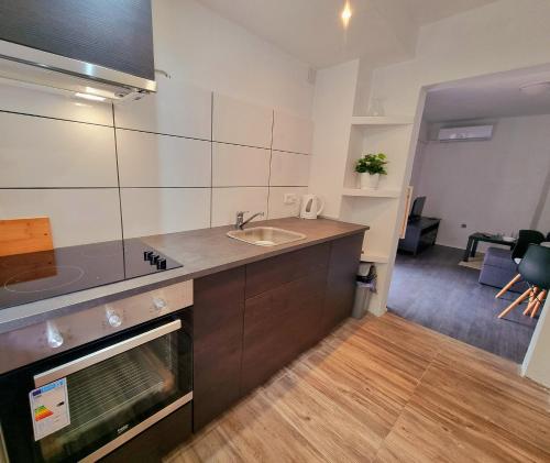 Port Of Happiness Apartment - Rakalj