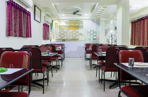 Townhouse 849 Hotel Menaka - Vijayawada