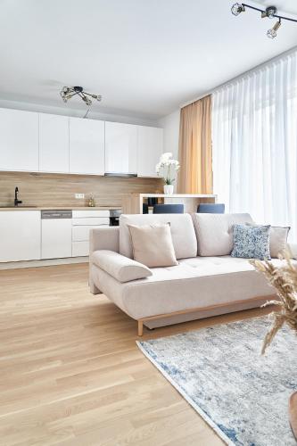 Bright, Modern Apartment Vienna, Near U6 and City Center, Wien ...