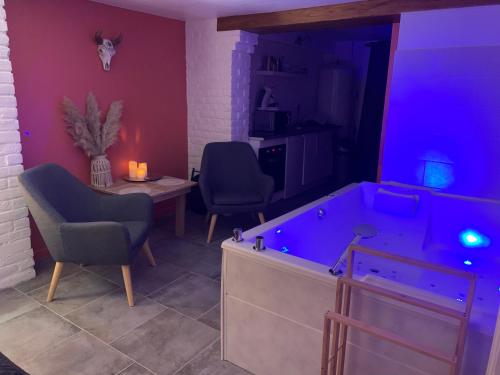 Studio Cosy Avec Jacuzzi Privatif Et Terrasse - Hazebrouck