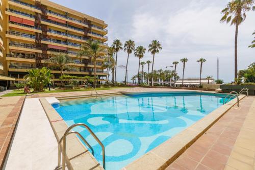 First Line , Cosy And Comfortable + Swimming Pool - Torremolinos