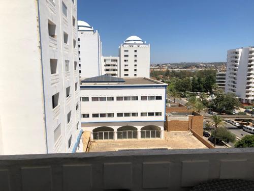Charming Apartment In Praia Da Rocha 400m From The Beach - Portimão