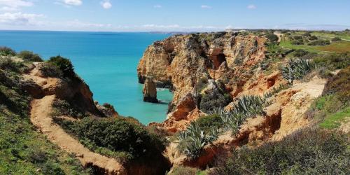 Geovani&Galla - Lagos