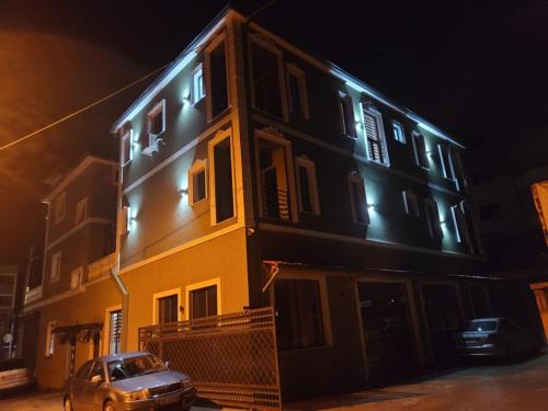 Vila Isi - Korçë