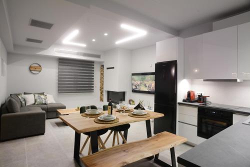 Damona 2br Luxury Home With Garden - κοντα στο κεντρο - Heraklion