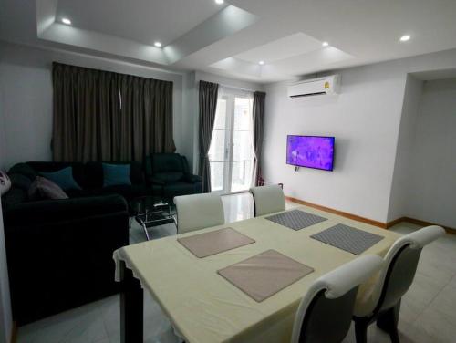Basic Line Villa เบสิค ไลน์ วิลล่า - Chiang Mai
