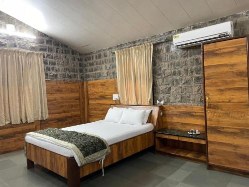 7 Best Family Resorts In Mulshi, India | Trip101