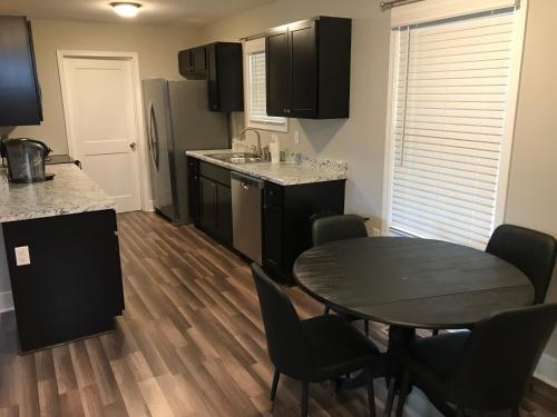 Brand New 3 Bedroom 2 Bath Home (Built 2022) - Huntsville