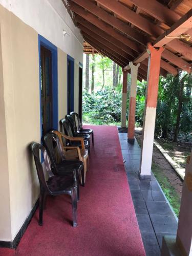 5 Best Homestays Near Mullayanagiri Peak, India - Updated 2024 | Trip101