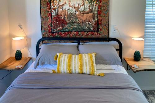 2 Mi To Marinas & Grove: Cozy Cabin W/ Grill - Grove, OK