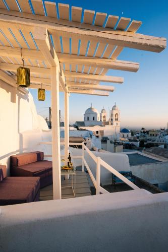 Yposkafon Concept Villa - Santorini