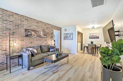 1 Mi To Dtwn Chandler: Townhome W/ Community Pool - Chandler