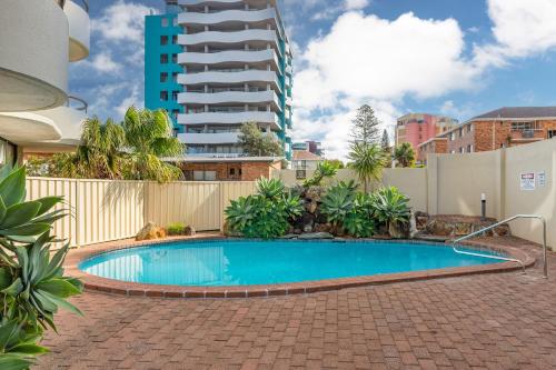 Pinnacle 202 - Tuncurry