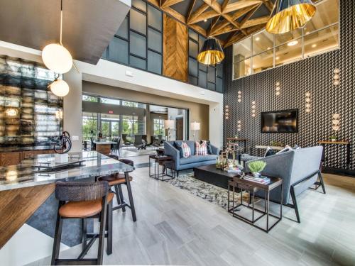 Modern & Chic 1br Luxury Apts Close To Downtown & Airport - Austin