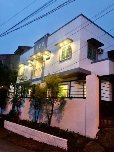 11 Best Hotels in Tagaytay, Philippines