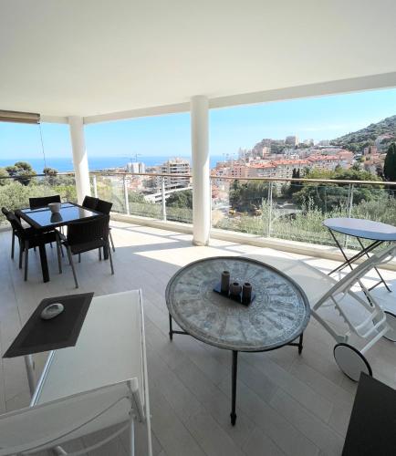 Grand 3 Pieces Avec Terrasse Vue Mer Tout Confort - Monaco