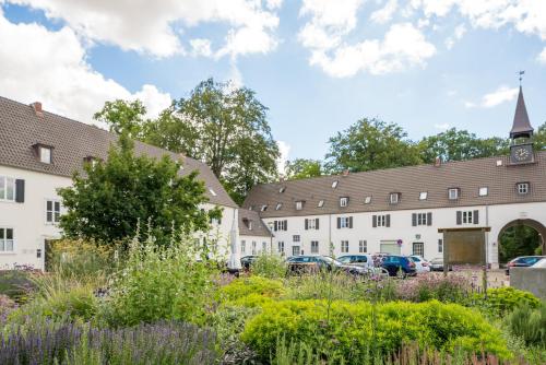 Guermache Apartments - Buddha Design, Natur, Parkplatz, Washer - Wolfsburg