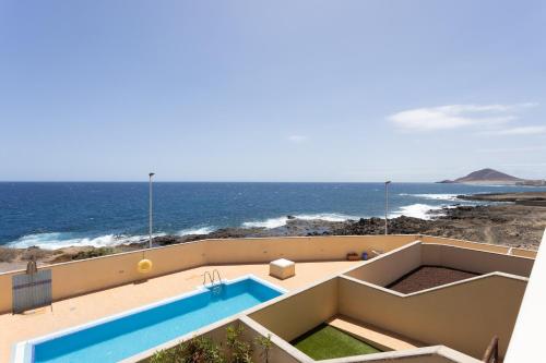 Home2book Ocean View House El Medano, Pool - El Médano