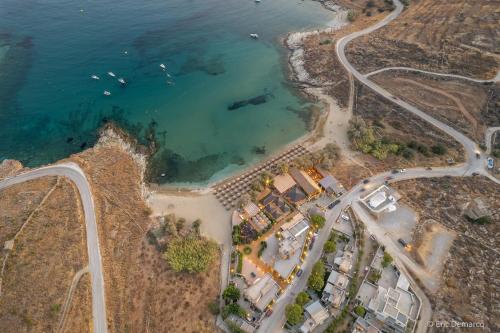 Porto Koundouros Beach And Villas - Cicladi