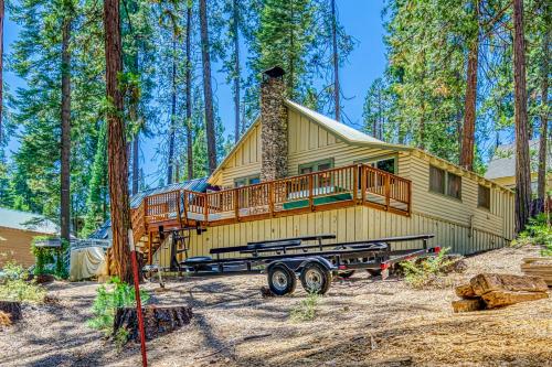 Alpine Cottage - Shaver Lake, CA