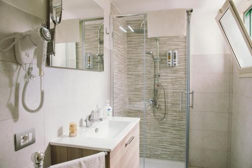 Casa Grazia Guest House - Aci Castello