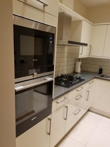 London Luxury Apartments 1 Min From Redbridge Station With Parking - 伊爾福德