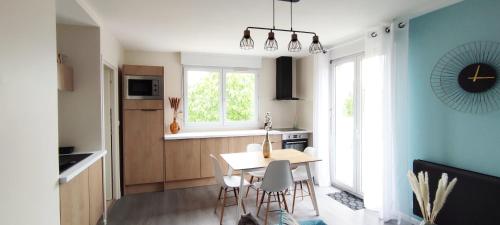 Scandy Appart By Lyonbnb - Eurexpo Clim T2 Tout Confort Parking Balcon Vue - Saint-Priest