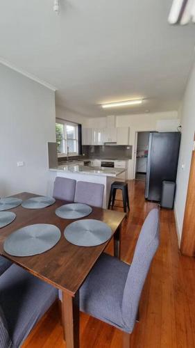 3 Bedroom Art Deco Home With Modern Features - Burnie