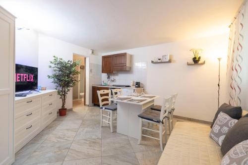 Le Mura Station Modern House - Parcheggio & Wi-fi Gratis - Ferrara