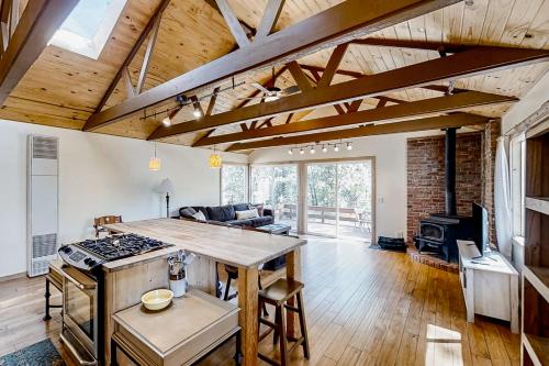 Cascadel Hideaway - North Fork, CA