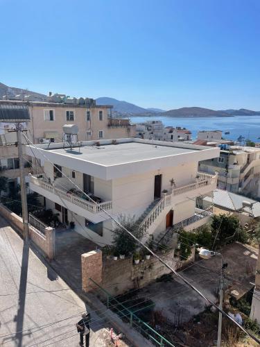 Enia's Room - Saranda