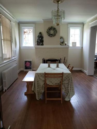 D.c.'s Brookland House Pets Are Welcome! - Washington, DC