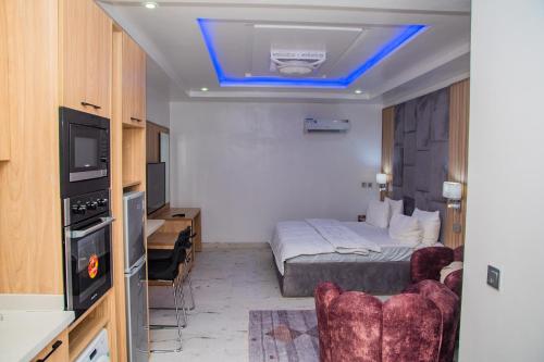 Roof Top Studio+gym+snooker Rhodabode Apt, Nile - Abuja