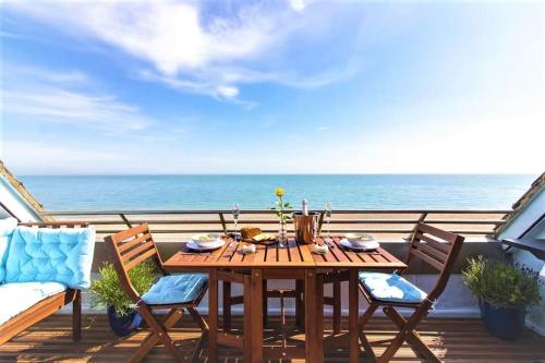 The Luxury Beach Property - Oceanbreeze - Folkestone