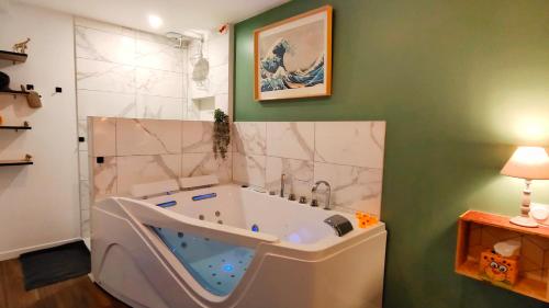 Votre Escale Jungle Sauna & Spa - Niort