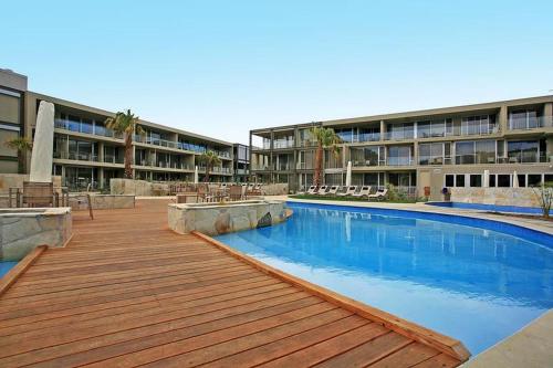 Resort Two Bedroom 275 - Torquay