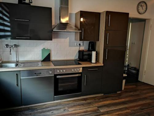 Polat Apartments 3 - Essen