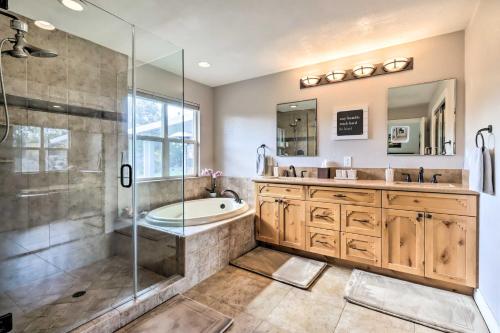 Hot Tub & Fire Pit: Reno Gem 12 Mi To Skiing - Reno, NV
