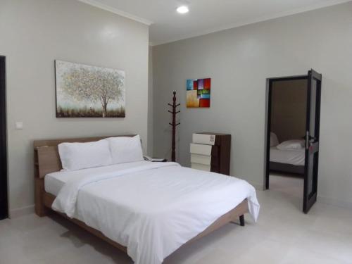 The Big Blue Resort & Spa, Kasoa from $66 - Book Now