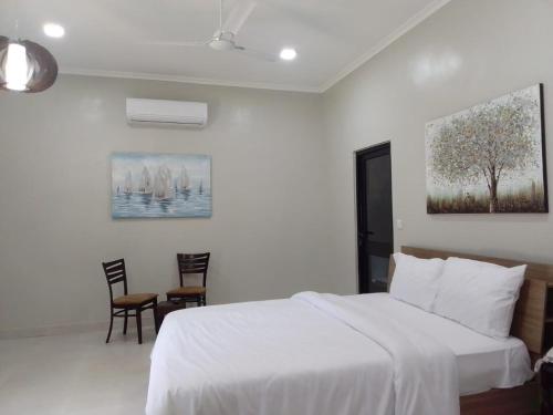 The Big Blue Resort & Spa, Kasoa from $66 - Book Now