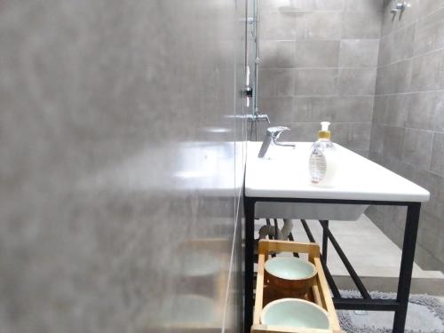 The Big Blue Resort & Spa, Kasoa from $66 - Book Now