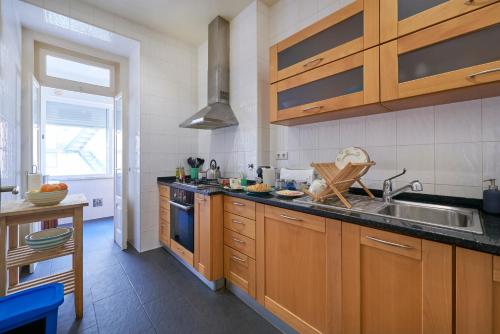 Renovated Spacious Baixa Apartment, By Timecooler - Penha de França