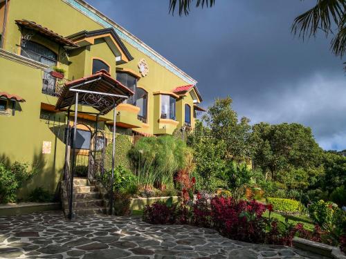 Casas Del Toro - Monteverde